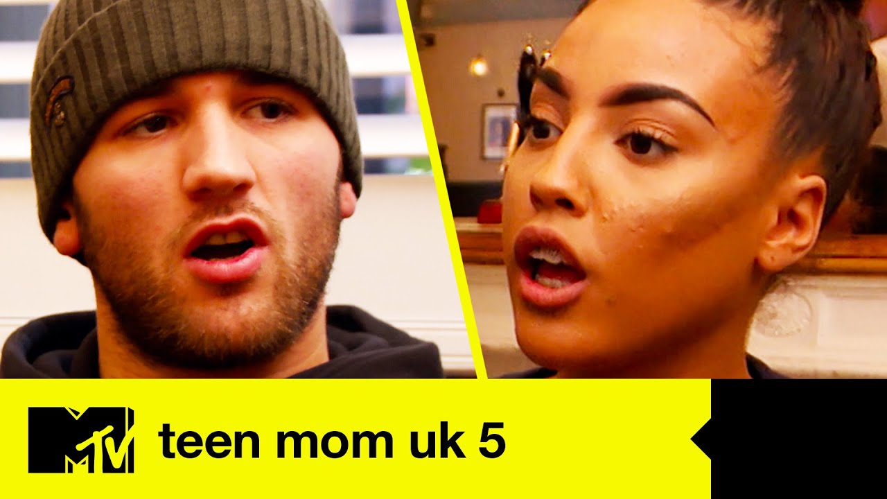 Darren Quirk Storms Out The Pub After A Heated Argument With Sassi ...