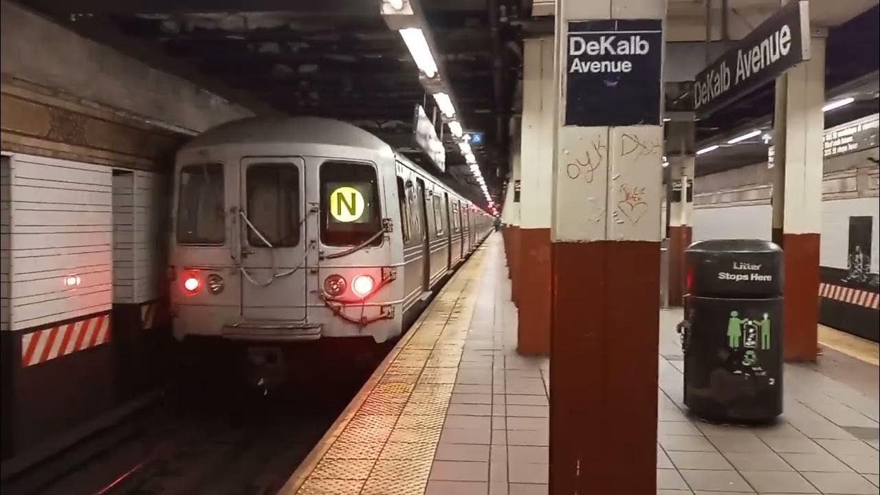 𝐁𝐌𝐓 𝟒𝐭𝐡 𝐀𝐯𝐞𝐧𝐮𝐞 𝐋𝐢𝐧𝐞: 𝐌𝐚𝐧𝐡𝐚𝐭𝐭𝐚𝐧-𝐛𝐨𝐮𝐧𝐝 𝐑𝟒𝟔 𝐍/𝐑𝟏𝟔𝟎𝐀 𝐑 𝐓𝐫𝐚𝐢𝐧 𝐀𝐜𝐭𝐢𝐨𝐧 @ 𝐃𝐞𝐊𝐚𝐥𝐛 𝐀𝐯𝐞𝐧𝐮𝐞 - YouTube