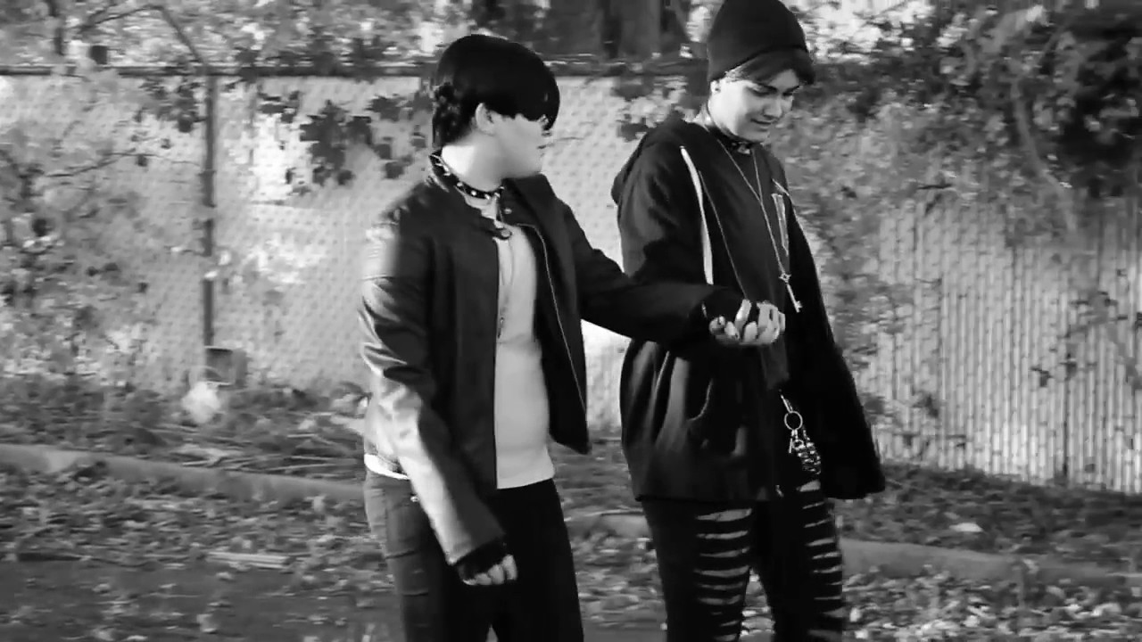 Modern Ereri Cmv- Pain - YouTube