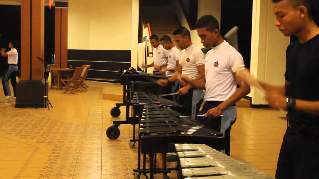 Latihan Marching Band Taruna AKIP XLVIII - YouTube