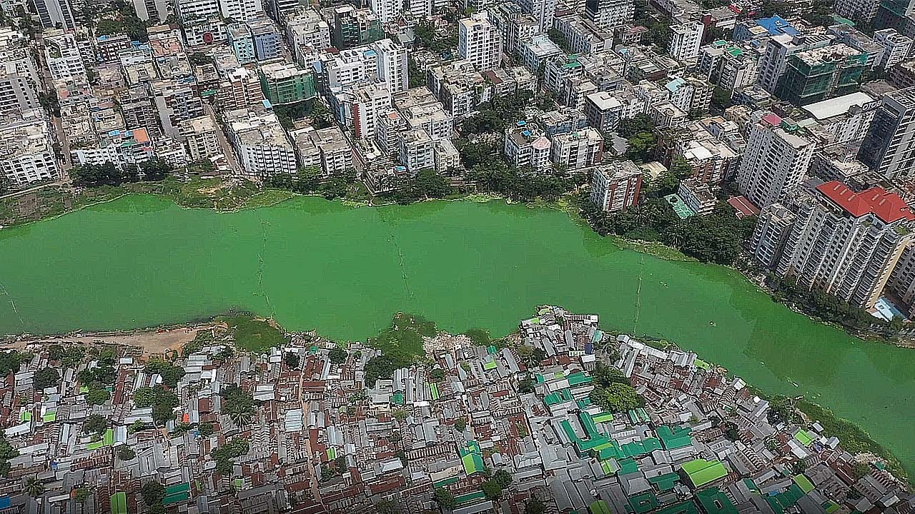 Worlds Worst Slum Surrounded By Amazing Beauty! Footage of Largest Slum ...
