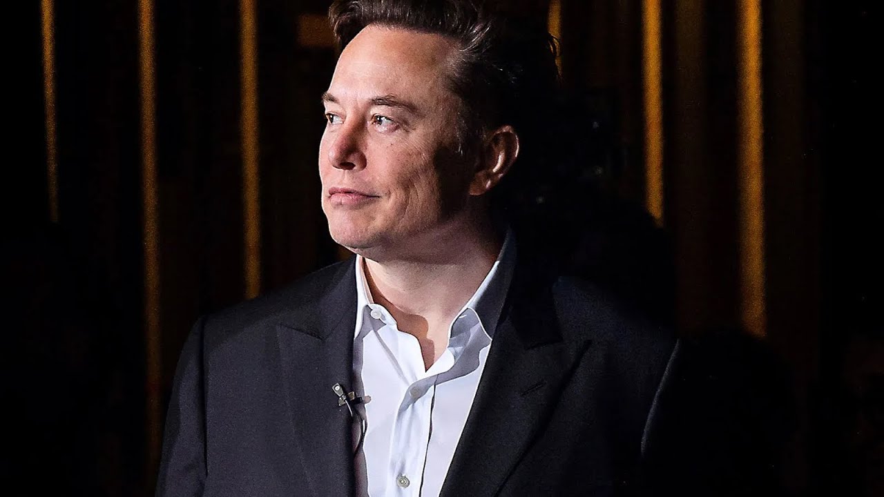 Elon musk dancing (4K) - YouTube