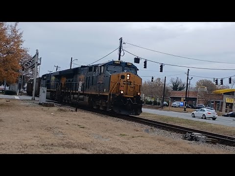 CSXT 3382 leads CSX E904 at Clinton SC on the CSX Monroe Subdivision ...