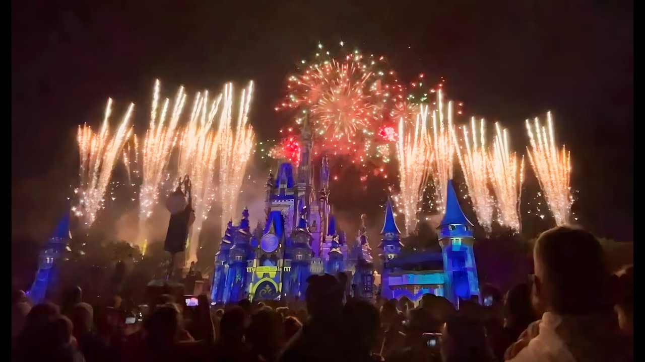 Disney Enchantment Fireworks at Magic Kingdom - YouTube