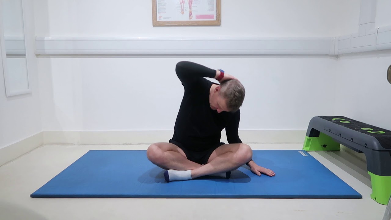 Seated QL stretch - YouTube