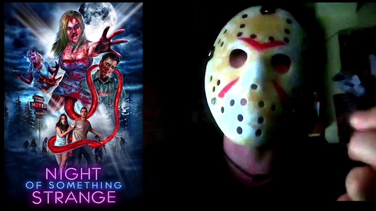 Crítica-review de Night of Something Strange (2016, Jonathan Straiton ...