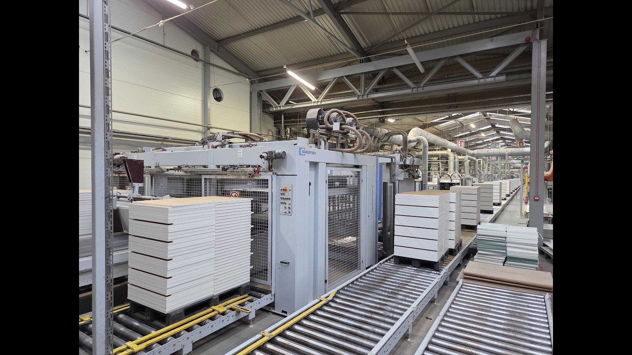 Automated line for furniture elements surface finishing and stacking ...