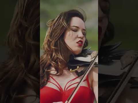 Electric violin up on a mountain 💃#violin #capetown #mountains