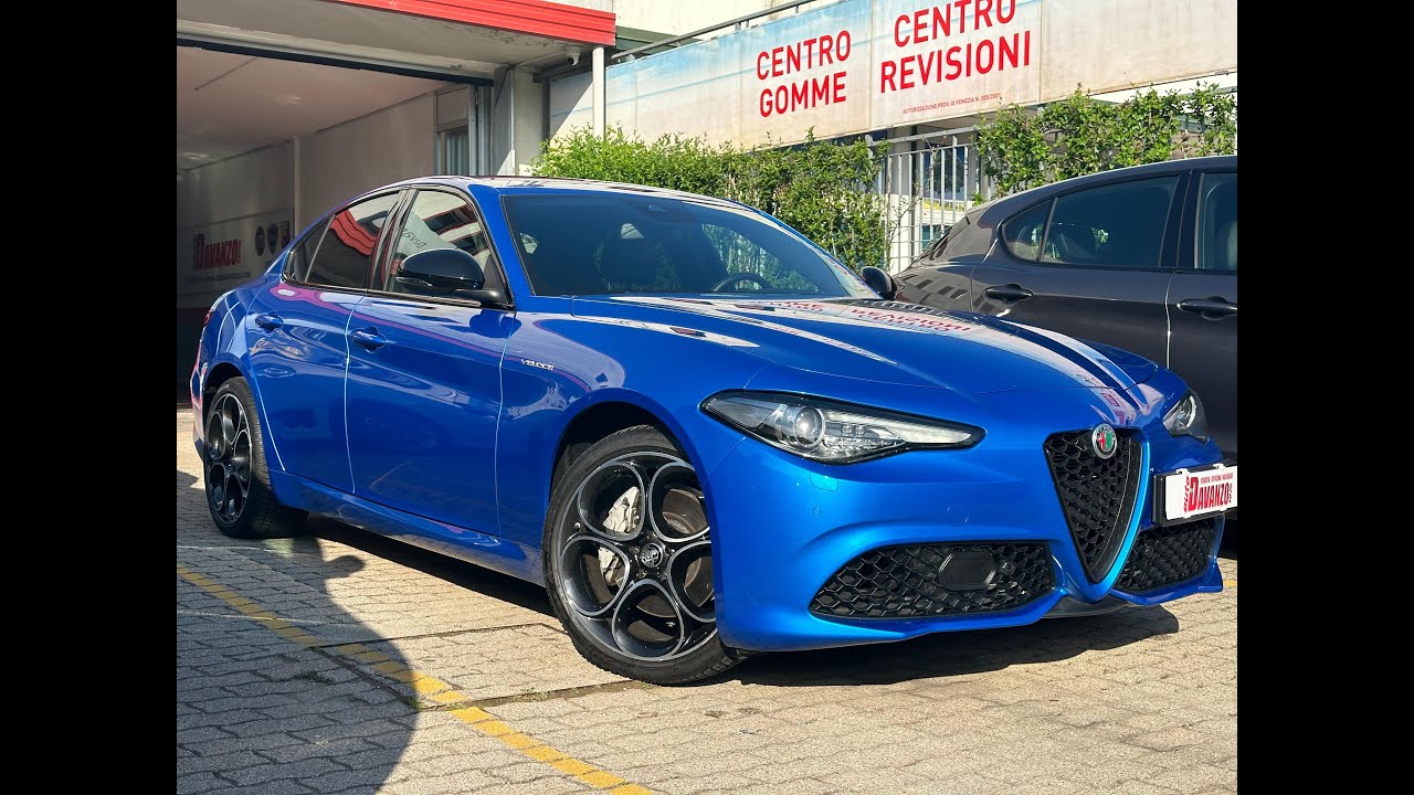 ALFA ROMEO GIULIA 2.0 Turbobenzina 280CV VELOCE AT8 Q4 BLU MISANO - YouTube