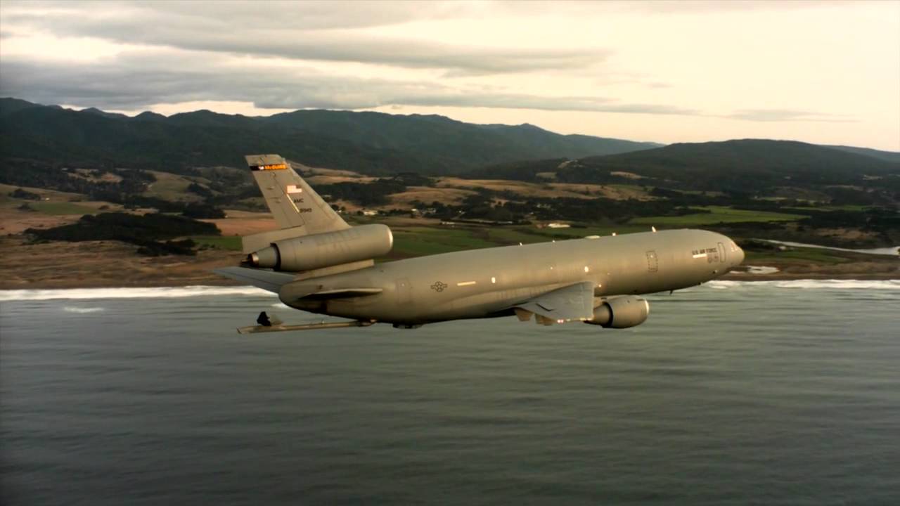 KC-10 Extender (HD) - YouTube