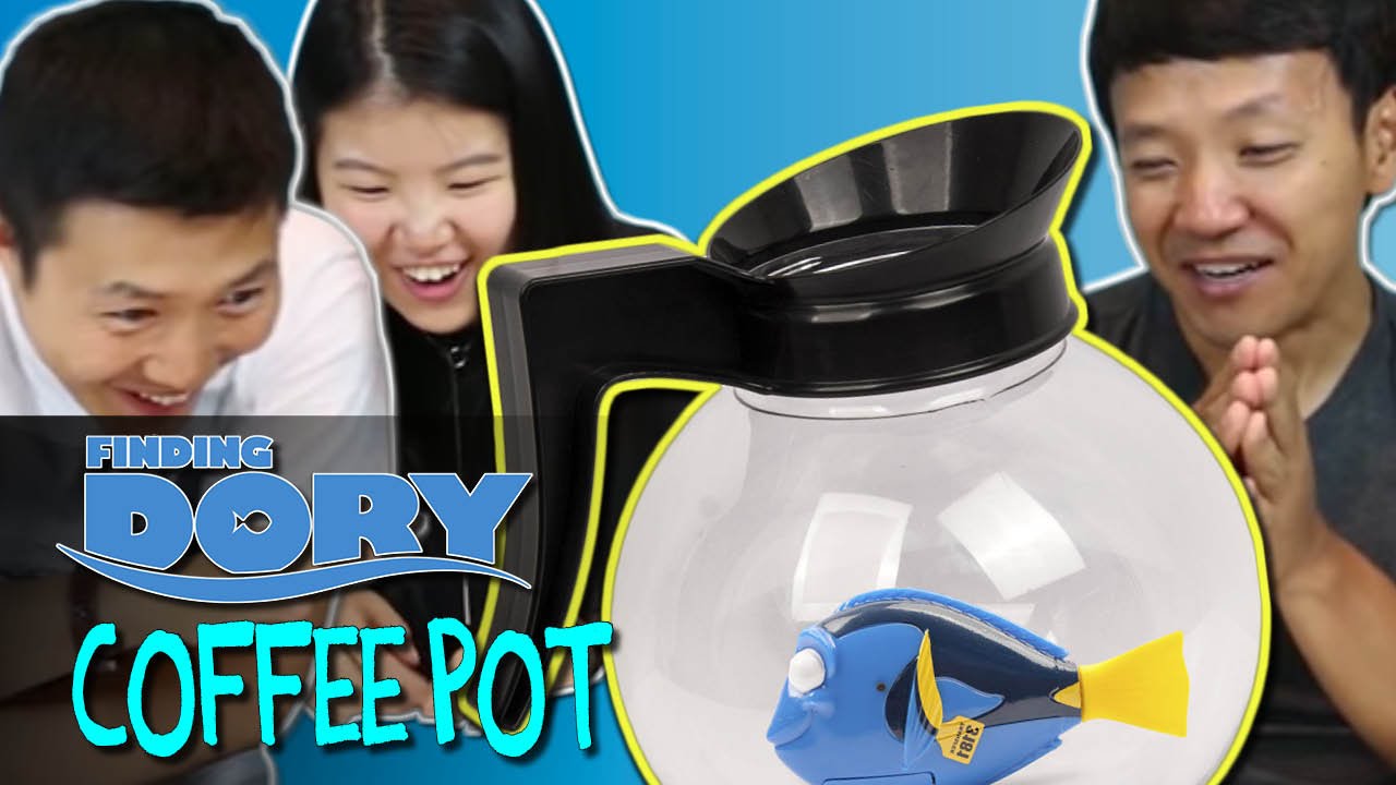 Disney's FINDING DORY Robot Fish Toy is AWESOME! - YouTube