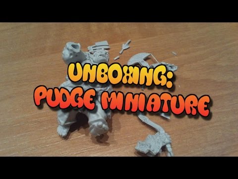 Unboxing: Pudge miniature - YouTube