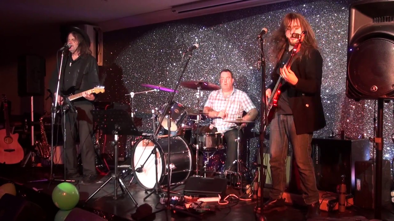 The Big Fat Blues Band - After The Cloud Nine Jam - YouTube