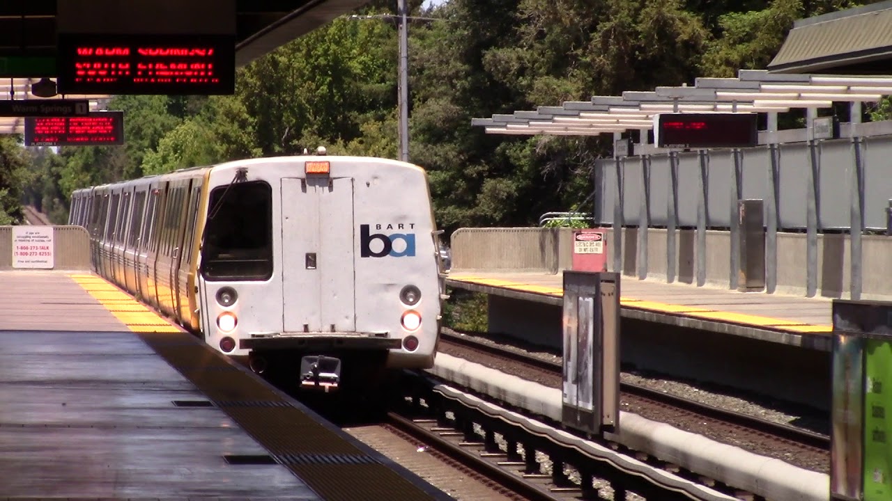 Bart Train - C1 Alstom #374 Warm Springs Bound Orange Line Arriving ...