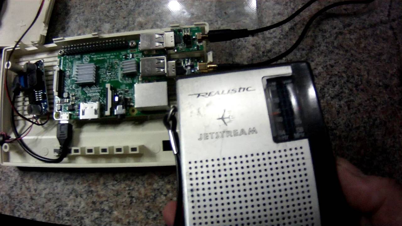 Stratux ADS-B In Air Traffic Receiver - Noise Sweep. - YouTube
