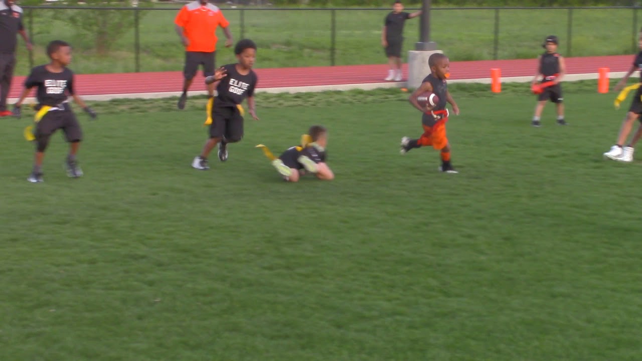 Young Kid Juke Move - YouTube