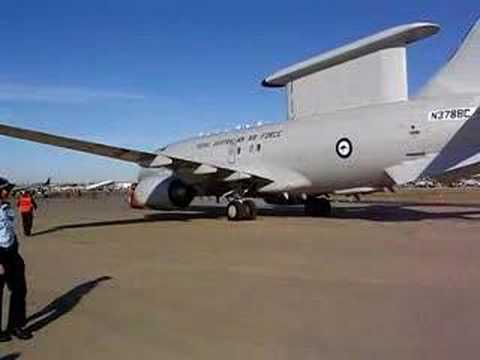 RAAF Boeing B737 Wedgetail 737 - YouTube
