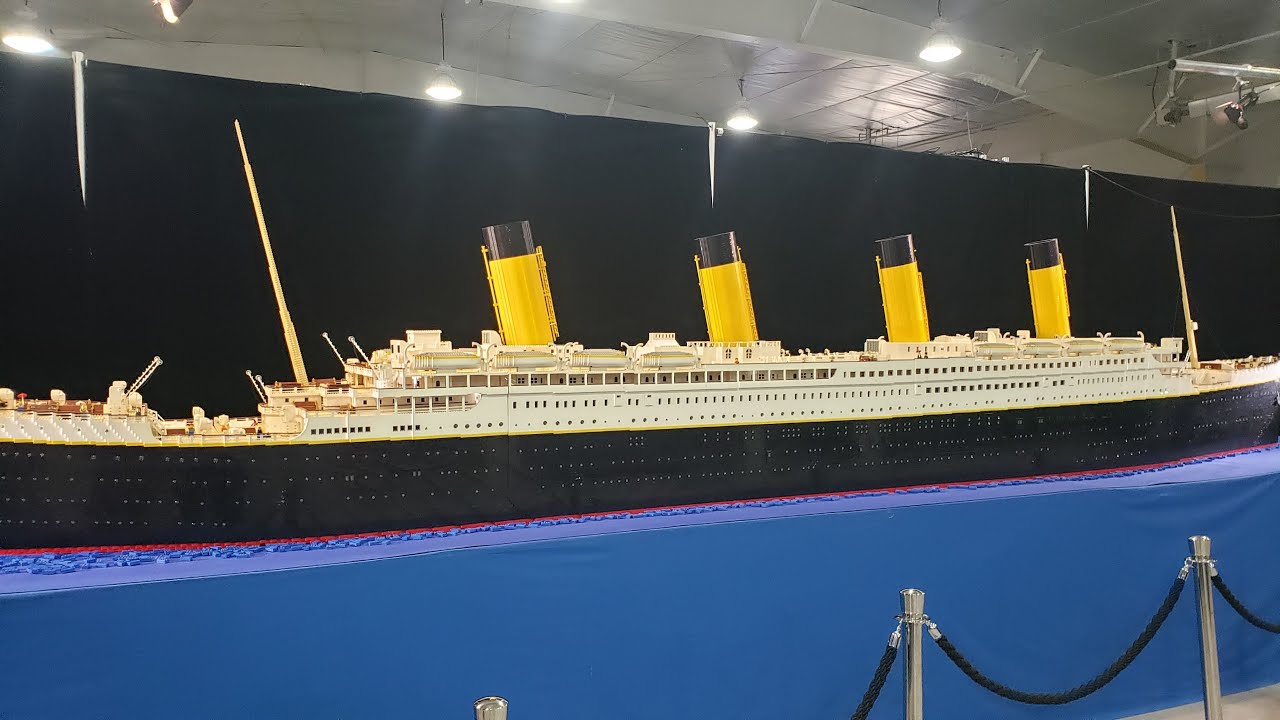 Lego - Traveling Bricks Exhibit Brockville Ontario - YouTube