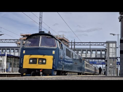Class 52 (D1015 'Western Champion') racing through Southall - One Way ...