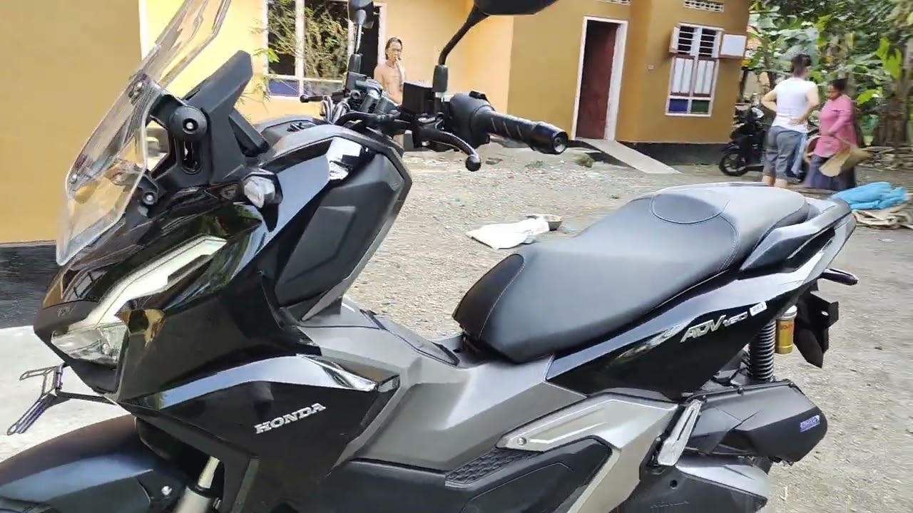 Honda Adv 160 Hitam Cbs - YouTube