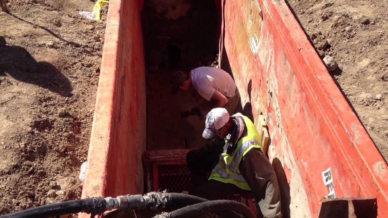 DNA Infrastructure / Fulton County Pipe Bursting - YouTube