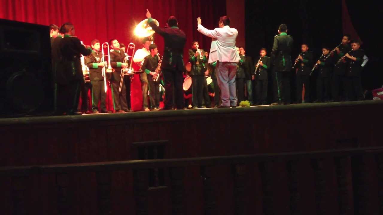 Banda de Guerra Musical ESMS en Patzcuaro 2013 - YouTube