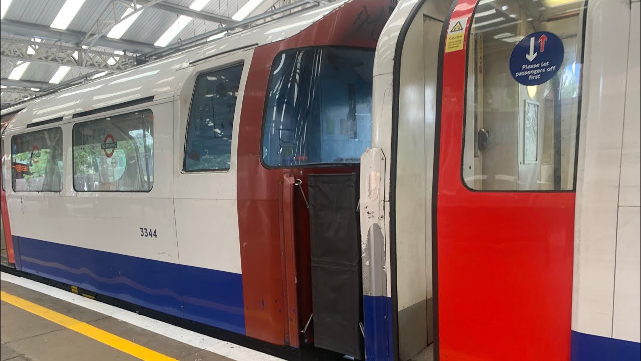 Bakerloo line 1972TS Journey. Queens Park to Marylebone 26/06/22 - YouTube