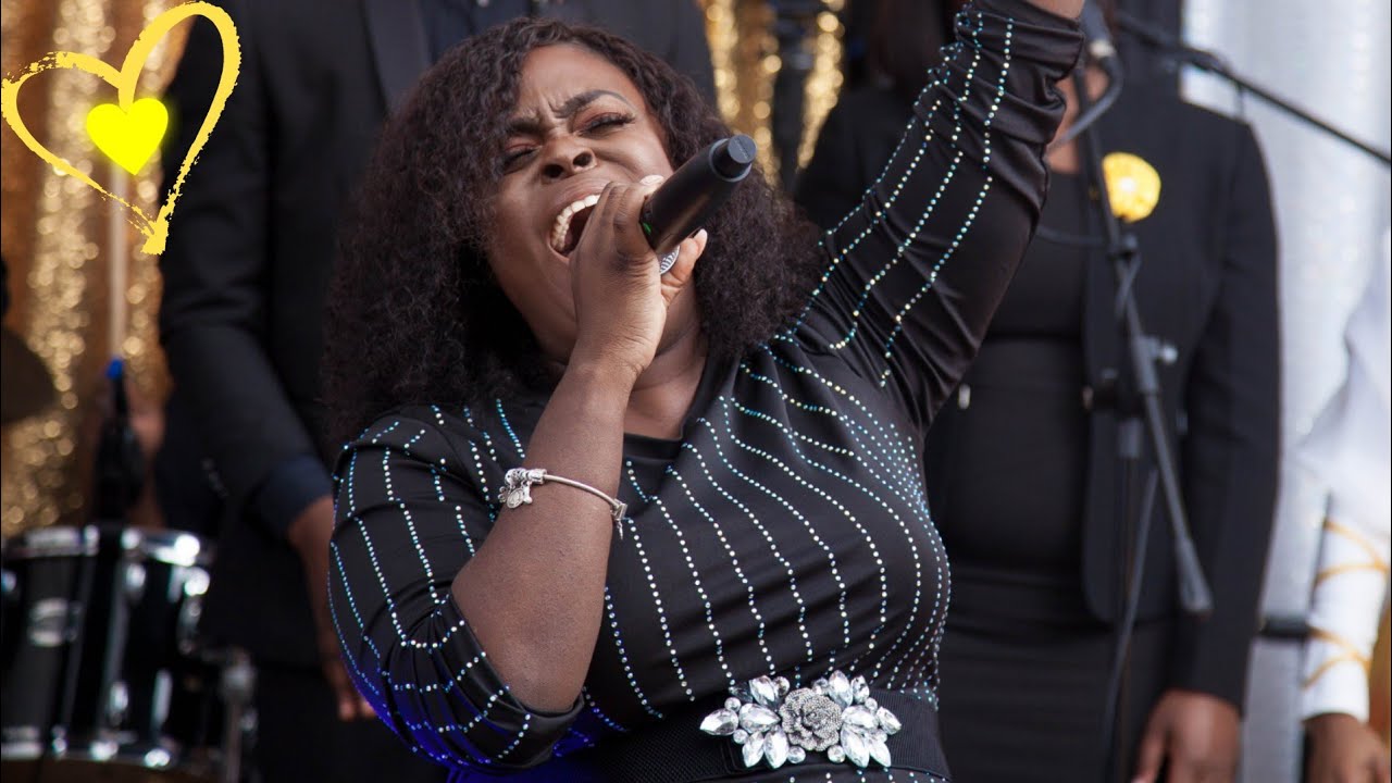 Ray Moss | I praise You Lord With Creole Version | In More Live At ...
