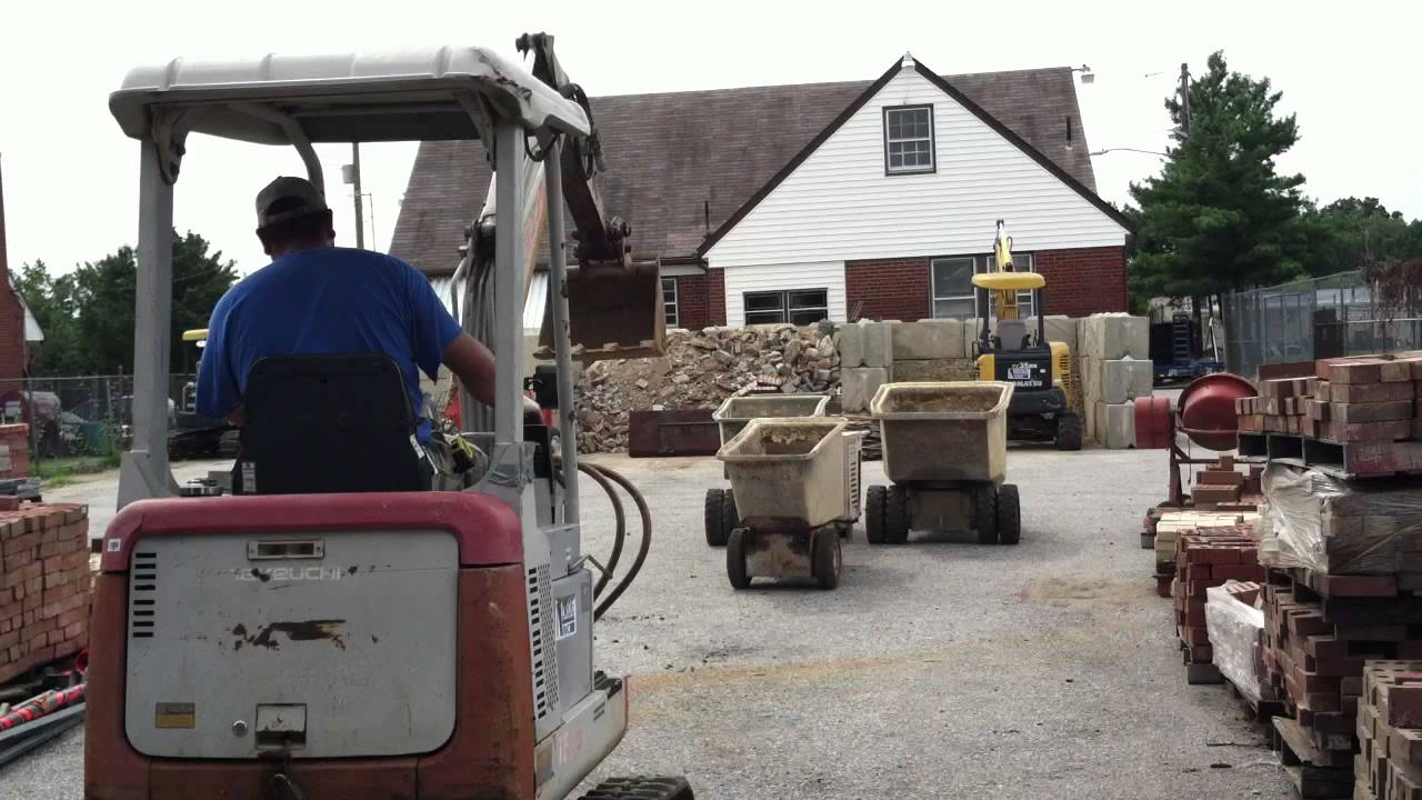 Takeuchi TB015 Mini Excavator - YouTube