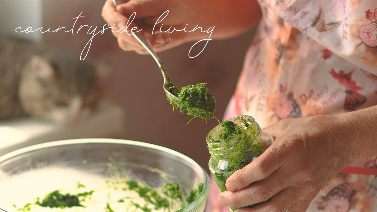 Slow Life in the Countryside🌱Delicious Vegan Dill Paste🥬 - YouTube