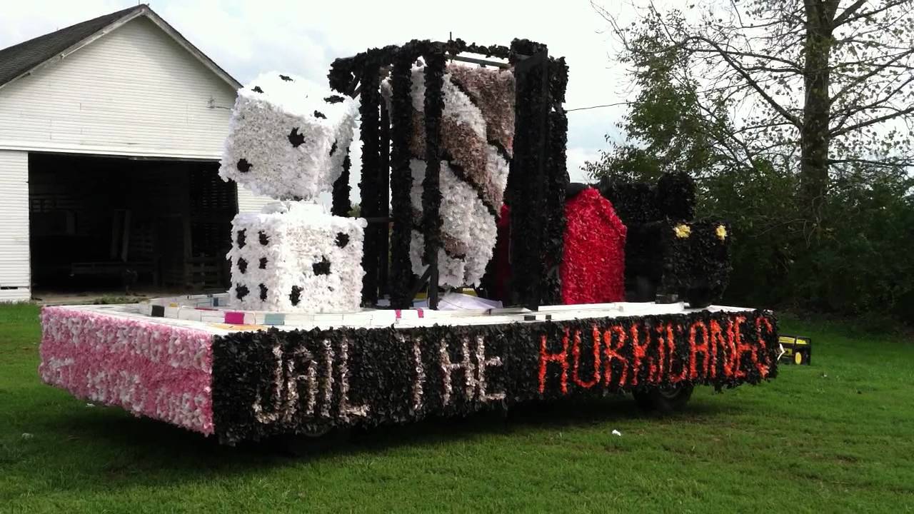 Monopoly Themed Homecoming Float- "Jail the Hurricanes" Edgewood High ...