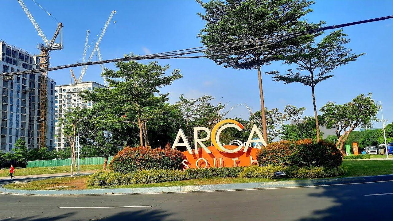 Arca south,landers taguig city - YouTube