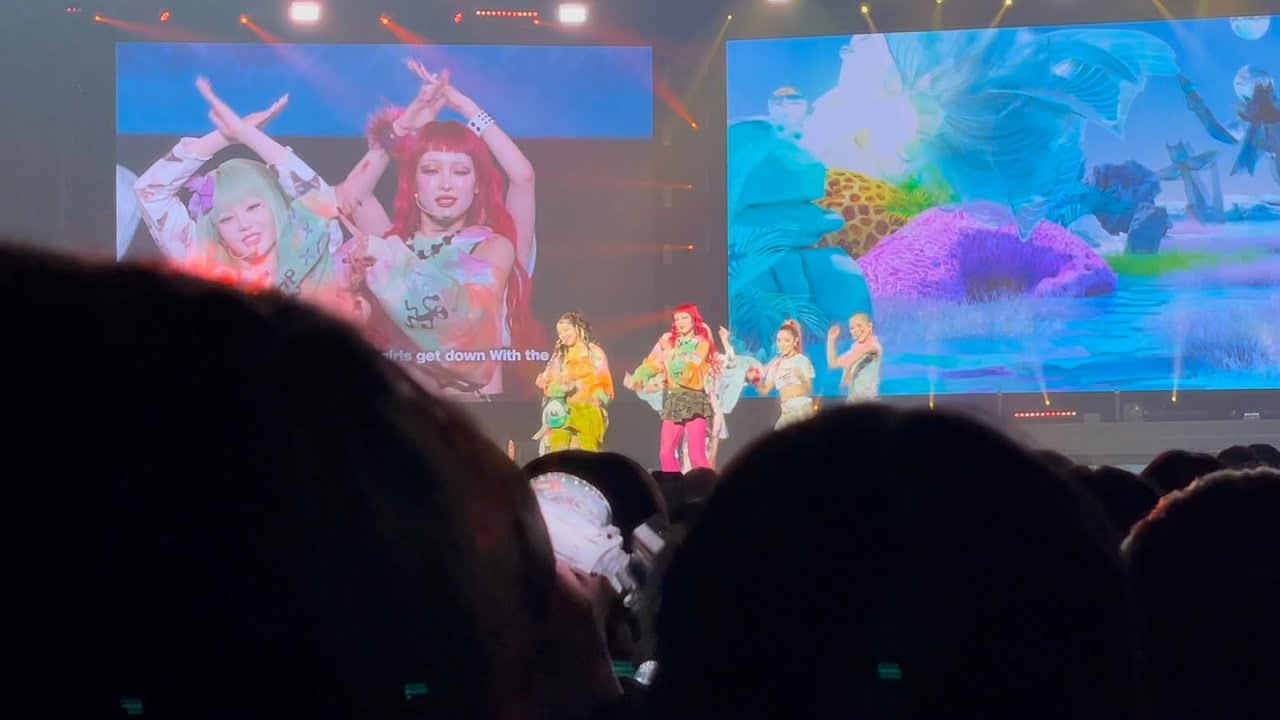 NEW DANCE - XG 1st WORLD TOUR “The first HOWL” 250222 Tokyo, Japan ...