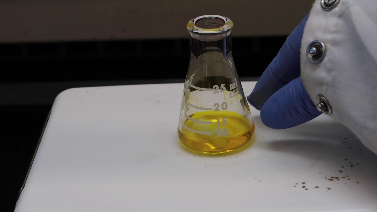 OXAZOLONE PART 2: NMR sample preparation - YouTube
