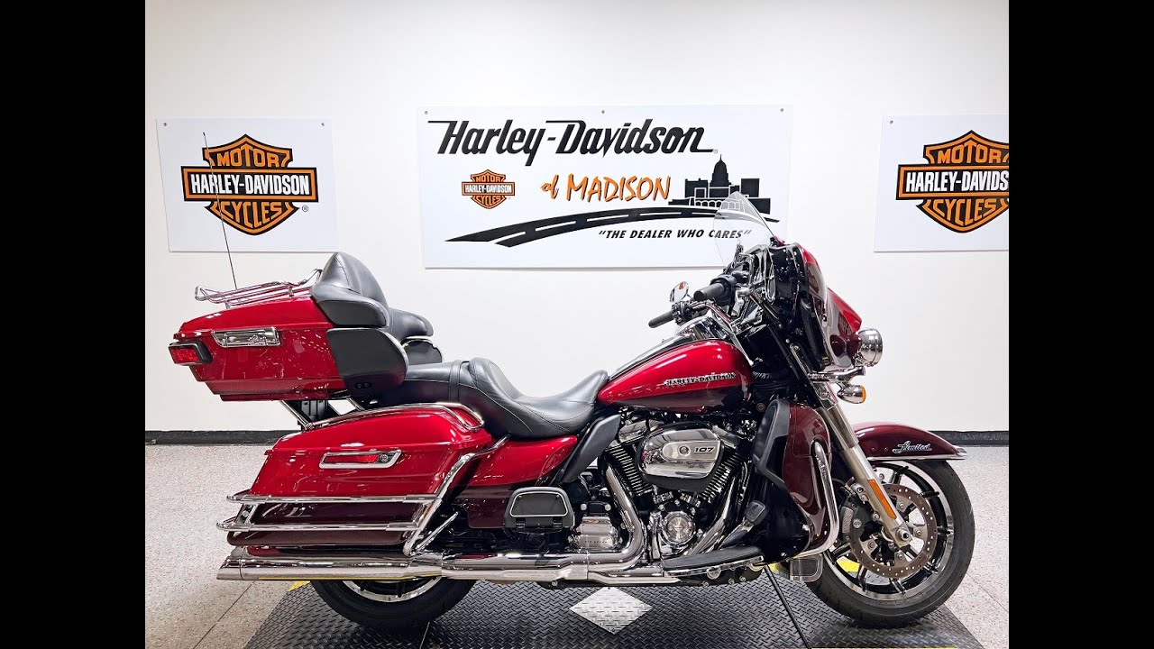2018 Harley Davidson Touring Ultra Limited FLHTK wicked red & twisted ...