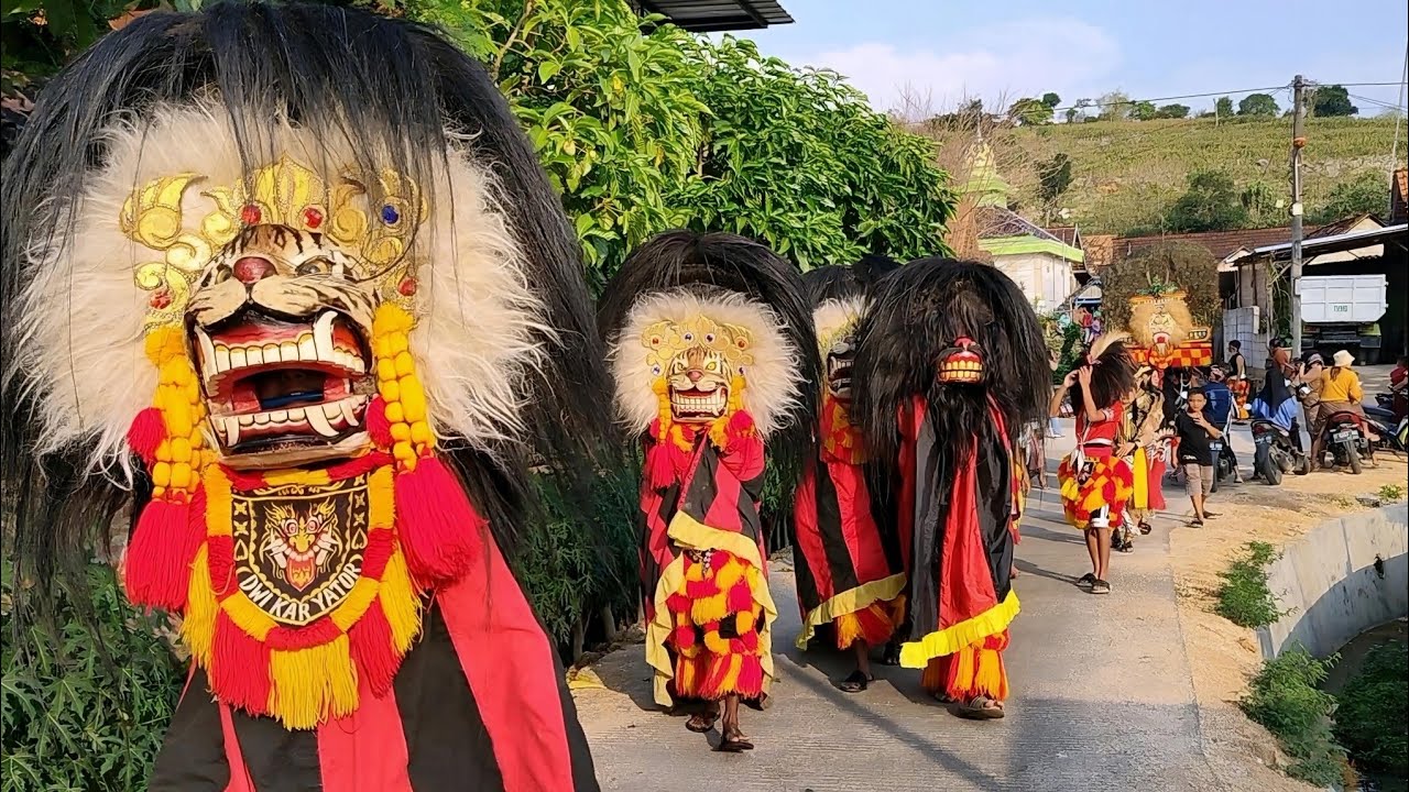 MANTAP !! Pawai Barongan Dan Reog Ponorogo Seni Barong Singo Wahyu ...