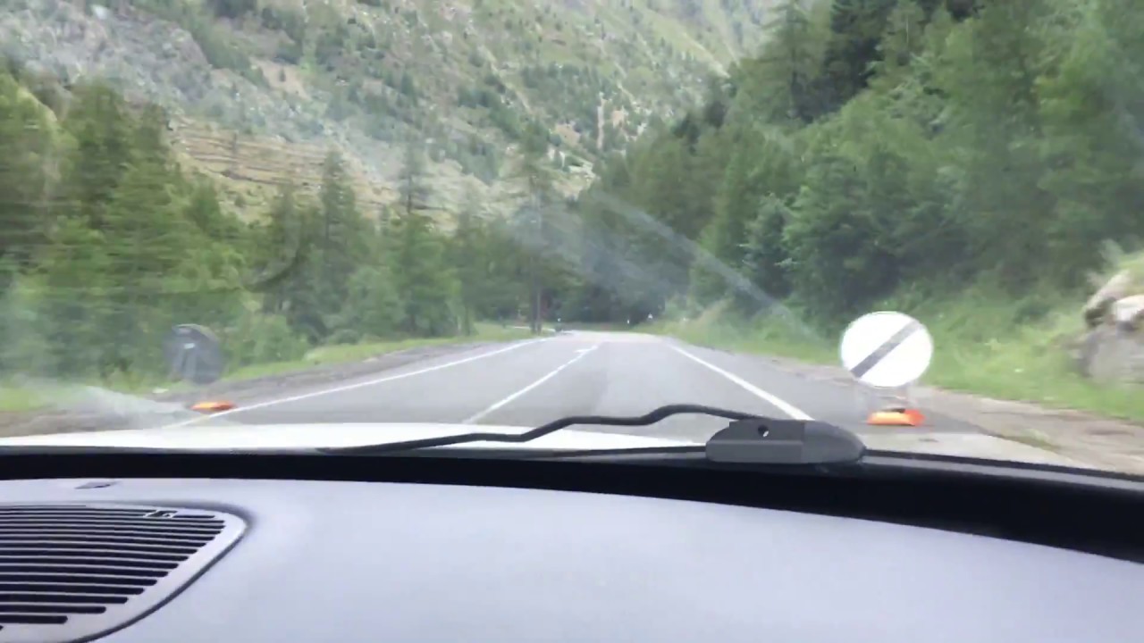 Maserati GranSport drifting into the mountains - YouTube