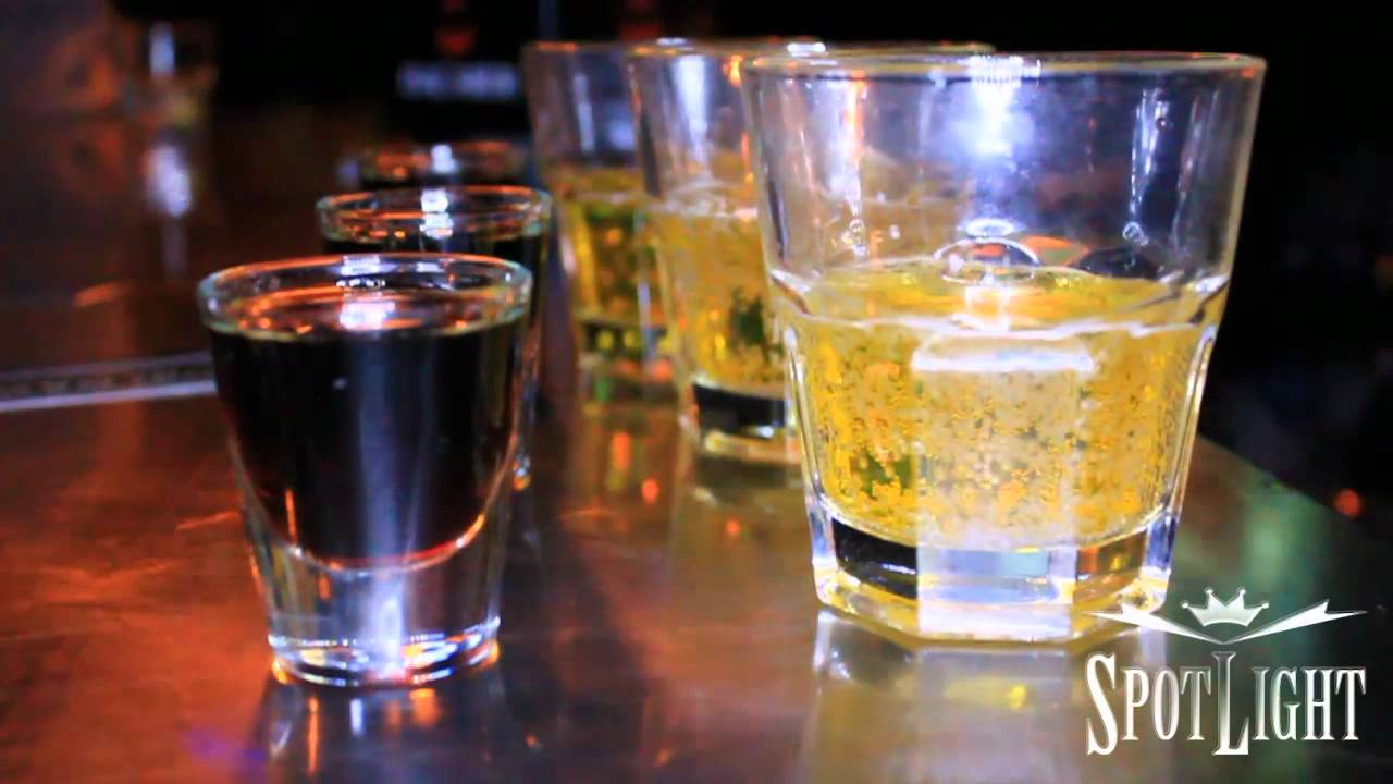 Friday Night Ritual (FNR) at 6 Degrees - December Edition - YouTube