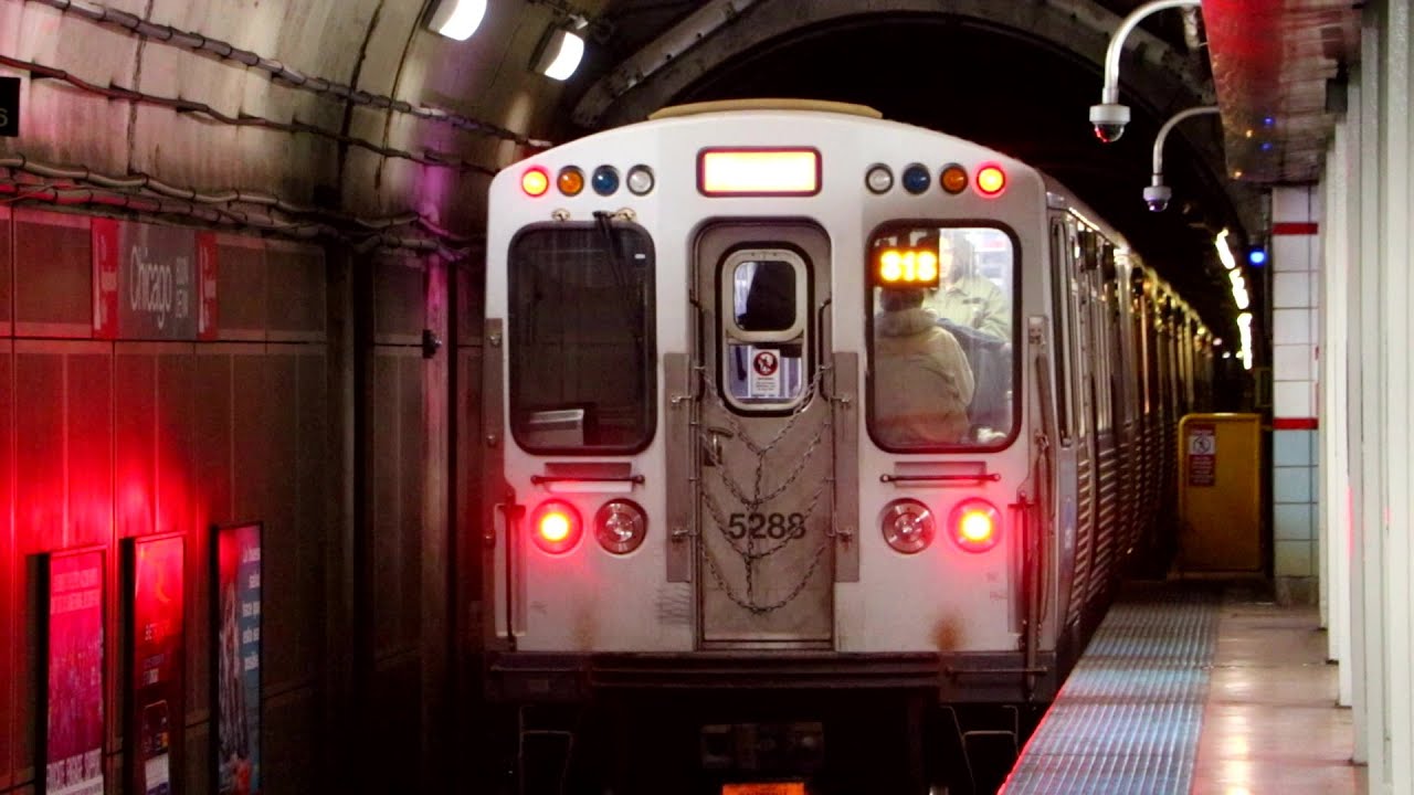 CTA "L" Train System : Howard Bound Bombardier 5000-Series Red Line ...