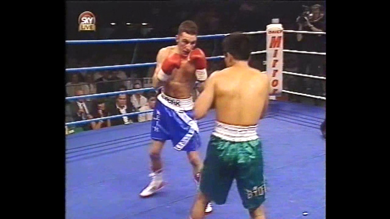 Paul Weir vs Jose Luis Velarde - YouTube