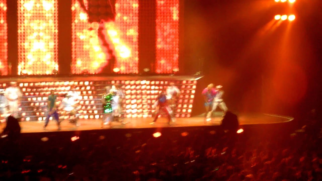 STEPS- Stomp (LIVE, High Definition) - YouTube