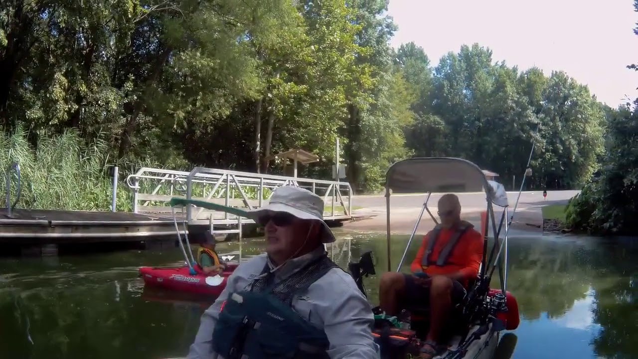 Kayak fishing Mermet Lake - YouTube