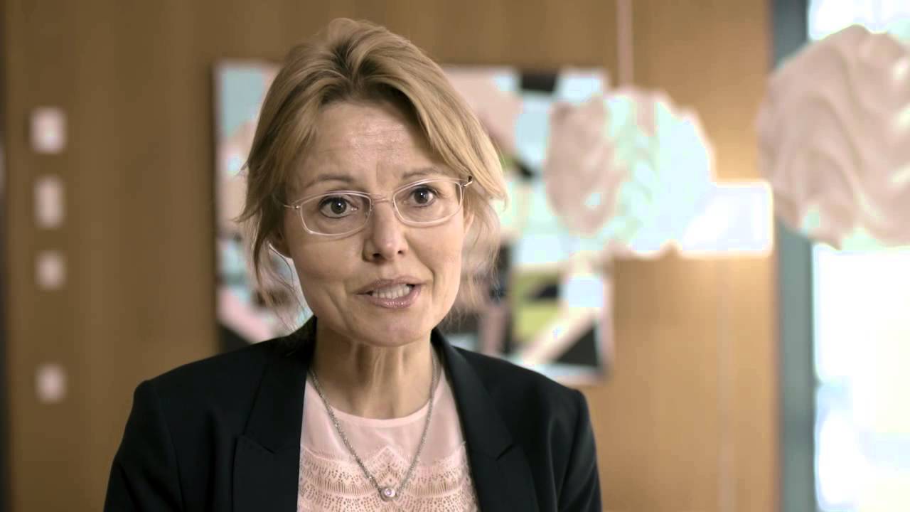 Bente Overgaard og Allan Polack fra PFA om Finanssektorens muligheder ...