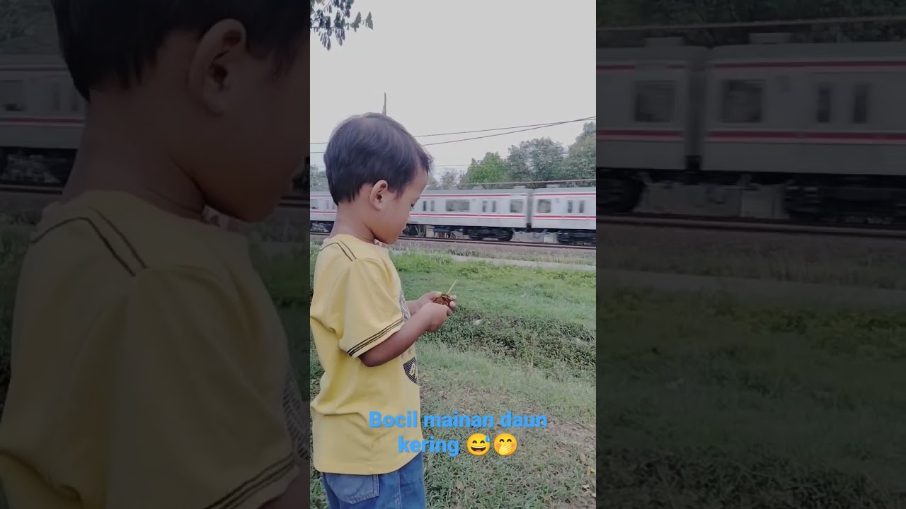 nemenin bocil lihat kereta 🥺🥺🧐🧐#shorts - YouTube