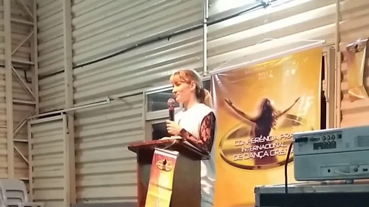 Pastora Carol - Conferência Praise 2017 - YouTube