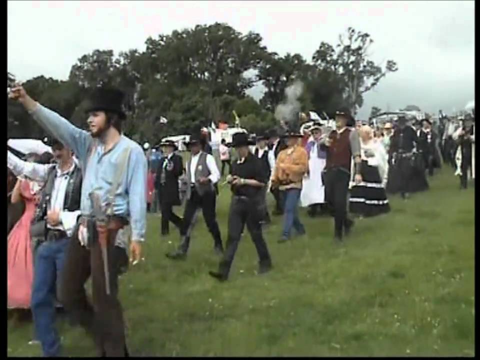 Westerners opening welshpool Country music festival.wmv - YouTube