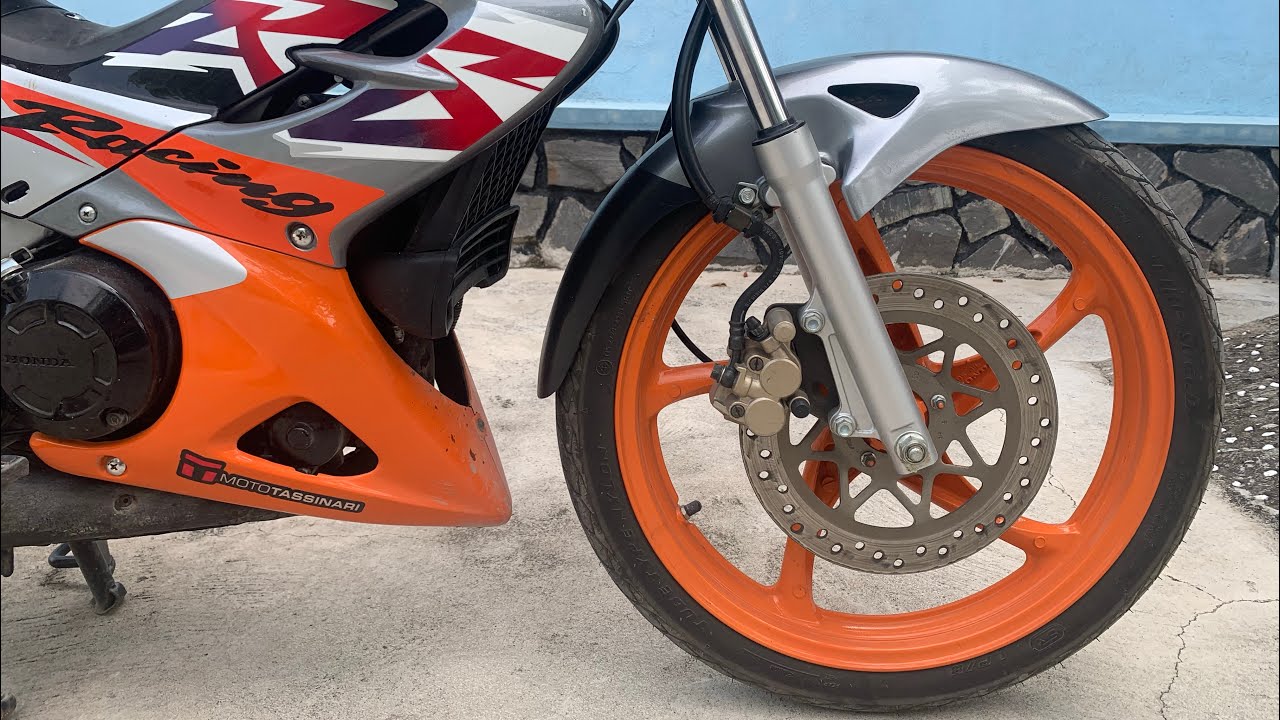 Bán Nova dash đầu 106 .áo zin honda không sơn nguyên zin zin từ đầu tới ...