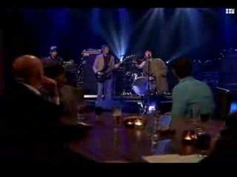 Oasis - Lyla ( Live at BEVD 3-6-05 )