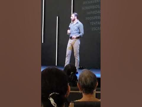 Chris Farah Predica en Catedral de su gloria - YouTube