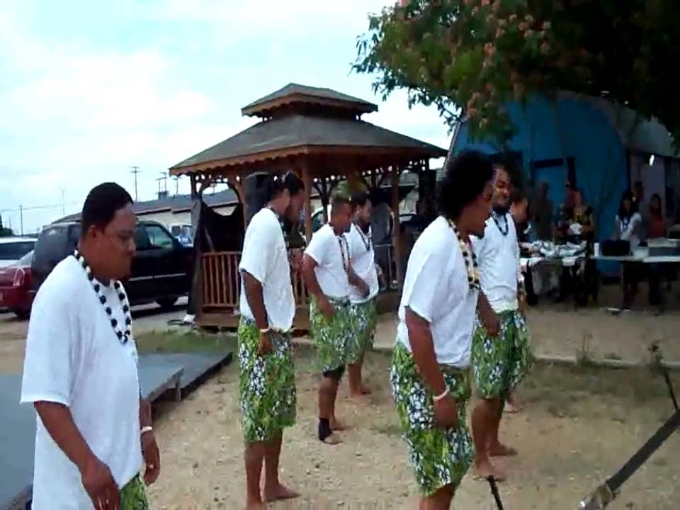 Savalivali C&H Down South Usos - YouTube